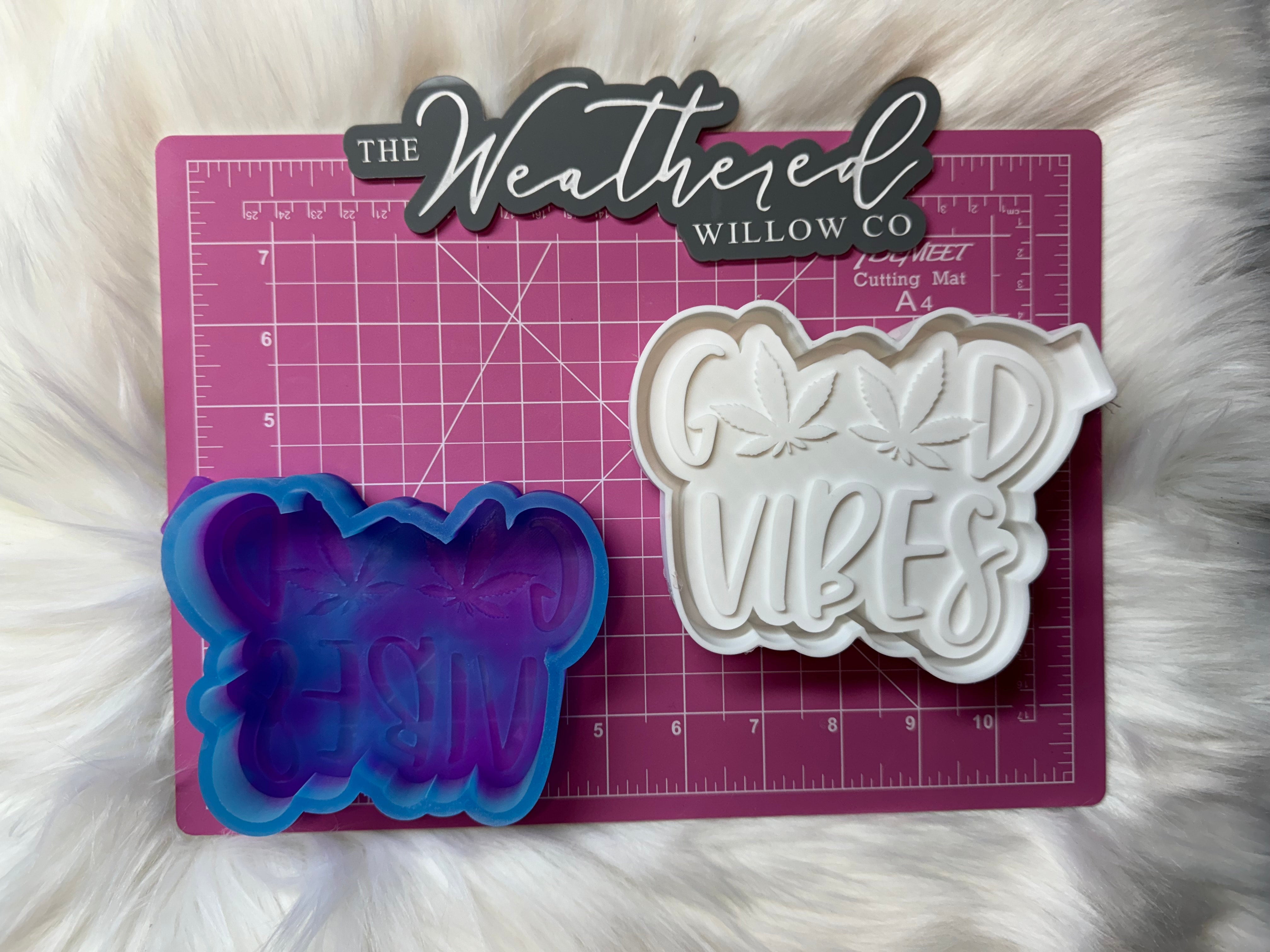 Good Vibes (Marijuana Leaf) - Silicone Freshie Mold – The Weathered ...